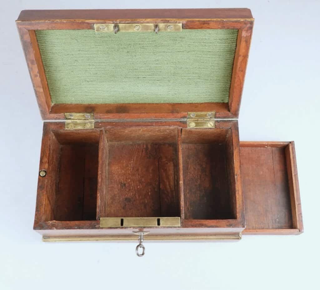 Coffret à tiroir secret | Antiquités Bastian